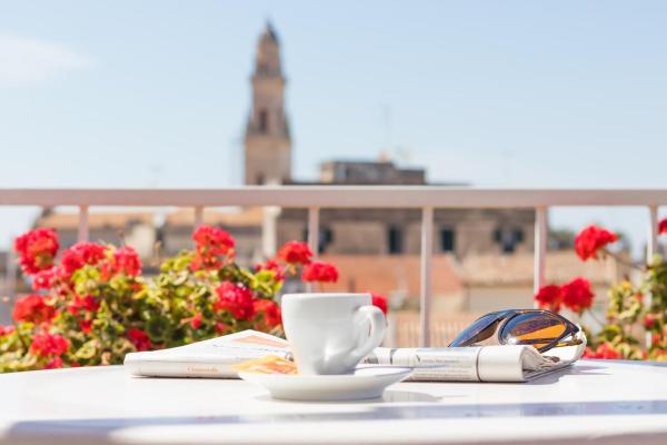 And So - Lecce