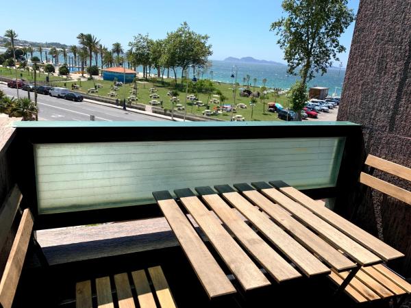 Apartamentos En Playa De Samil Primera Línea De Playa Pe Na Areia - Vigo