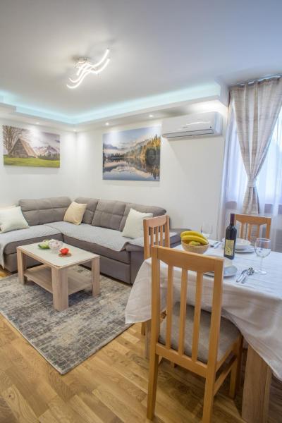 Lux Centre Apartment - Montenegro