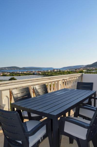 Apartment Blanka With A Beautiful View Of Trogir - Trogir