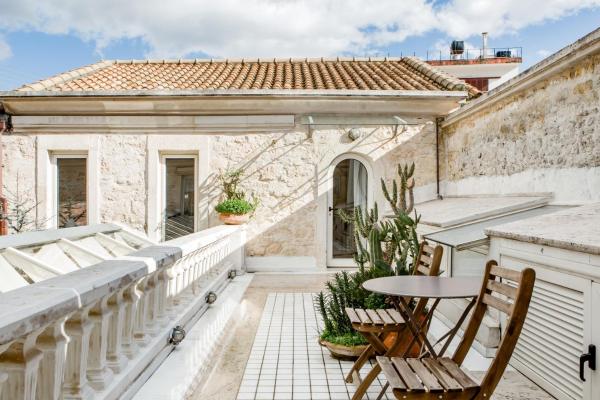 Minimalist Stone Country House - Crete