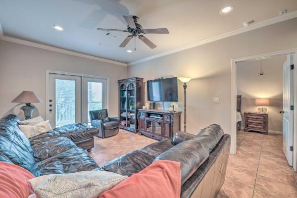 Cozy New Braunfels Condo With Community Pool And Grill - New Braunfels, TX