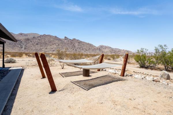 Closest To Park Entrance, Stars, Private - Wkndr Starside - Twentynine Palms, CA