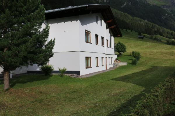 Apart Brigitta - Mandarfen
