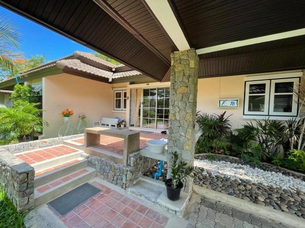 F16 Rock Garden Beach Resort Rayong - Klaeng District