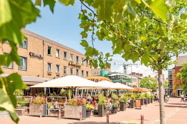 Hotel Restaurant Grandcafé 'T Voorhuys - Kampen, Netherlands