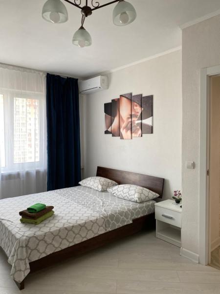 Cozy Apartment On Gmyri 12b Near Metro Poznyaki - Kiev