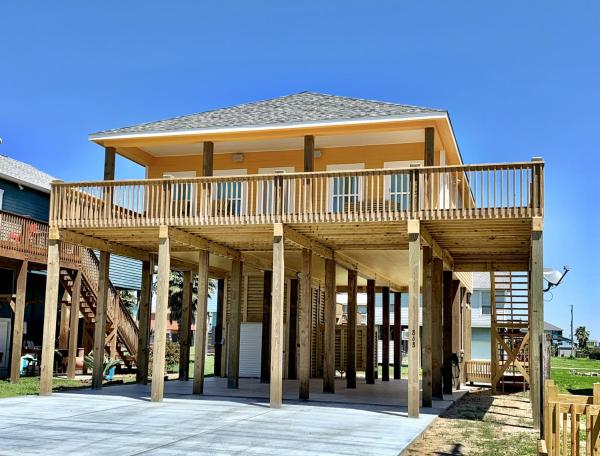 Vitamin Sea Home - Crystal Beach, TX