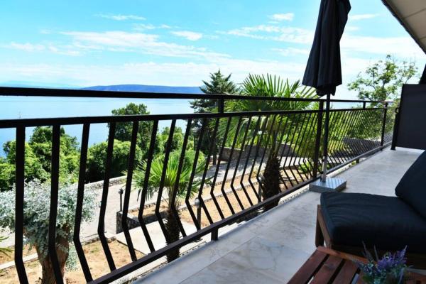 Großes Reihenhaus Mit Viel Grün Und Meerblick - Croatia