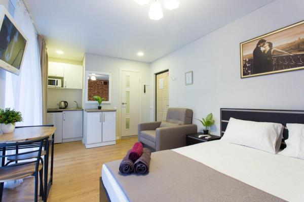 Центр-м. Я.Мудрого/Университет-ул. Хвильового 5(3) - 