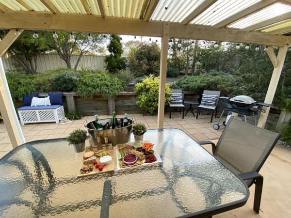 The Porthole Of Huskisson By Experience Jervis Bay - Australia