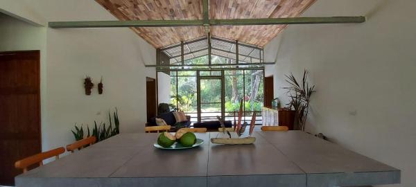 Scarlet House - Costa Rica