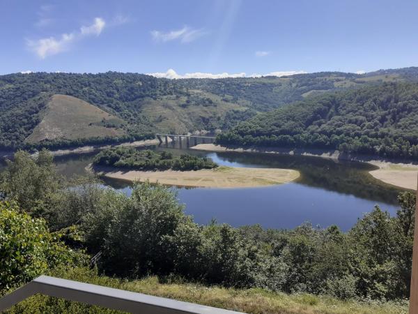 Les Chalets Du Belvédère De Mallet - Cantal