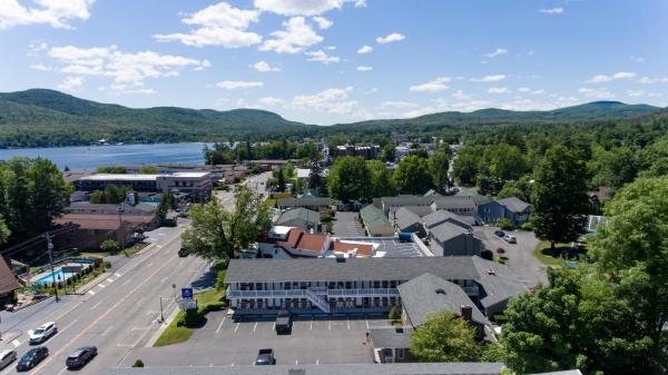 Adirondack Retreat Inn & Suites - State of New York