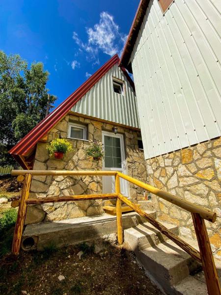 Tara Bungalov - Montenegro