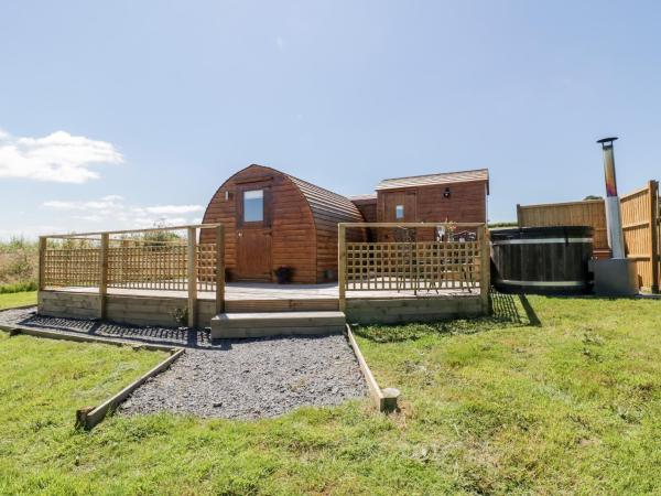 Embden Pod At Banwy Glamping - North Wales