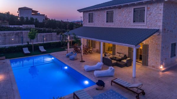 Zante Soleil - Elegant Stone Villa With Large Private Pool - Zakynthos
