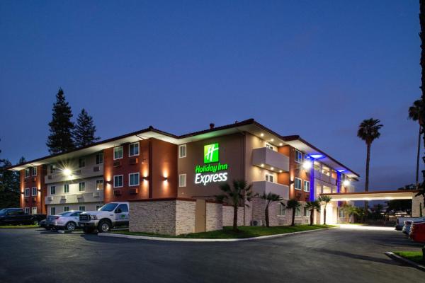 Holiday Inn Express - Santa Rosa North By Ihg - Napa Valley, CA