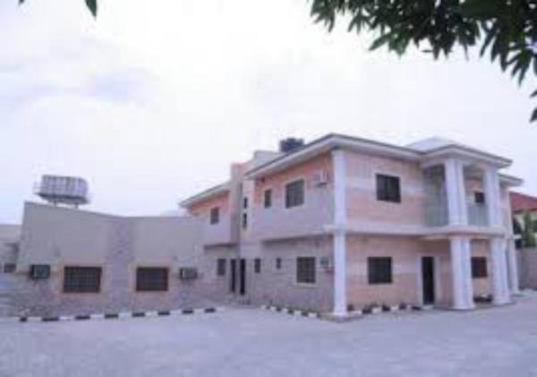 Room In Guest Room - Dilida Guest Suites-standard - Abuja