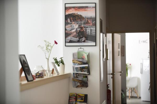 Ms Sparrow Hostel - Alpes