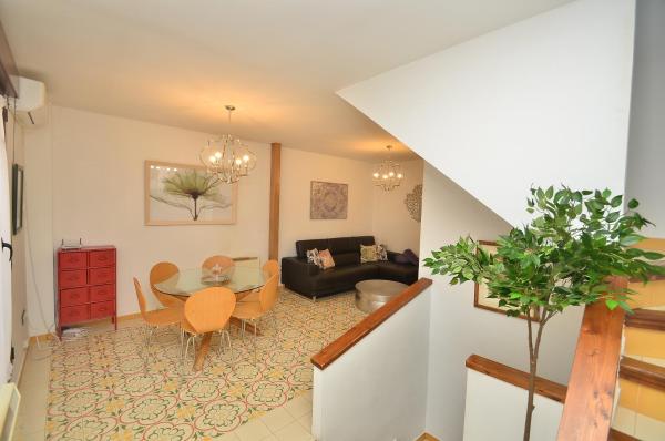 Spacious House For 6 Persons, Granada Centre,private Garage - Spain