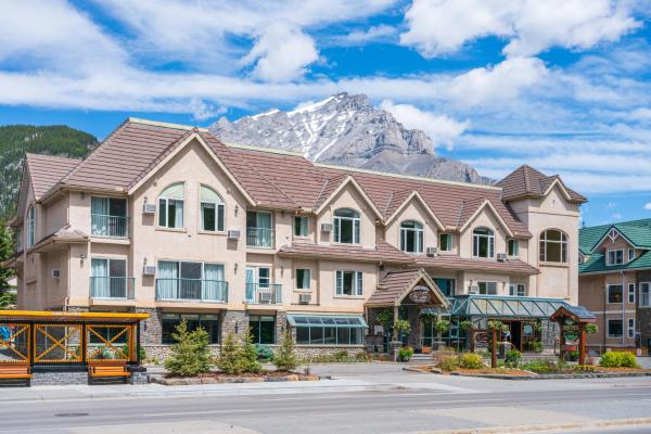 Irwin's Mountain Inn - Banff, AB, Canada