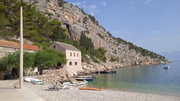 Summer Breeze - Hvar