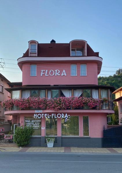 Family Hotel Flora - Bulgaria