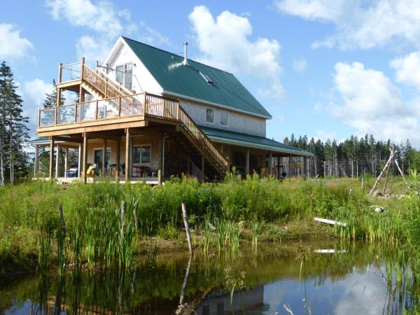 North Shore Retreat - Off-grid - Oceanfront - Nova Scotia