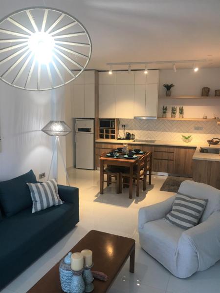 Casa De Vacaciones Alikanas Para 1 - 3 Personas Con 1 Dormitorio - Casa Adosada - Greece