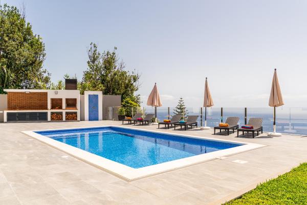 Sunnyside Villa - Calheta