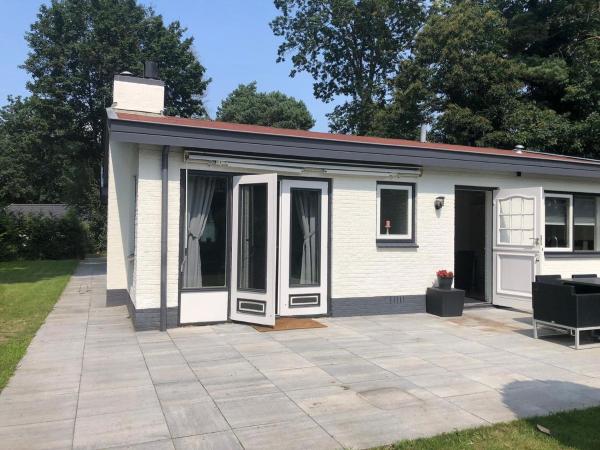 Chalet In Harderwijk With Private Garden - Niederlande