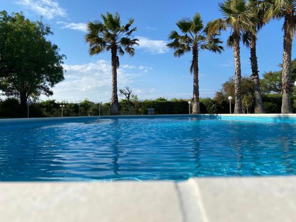 Villa Rosella - Appartamento 1 - Con Piscina - A 150 M Dal Mare - Calabria