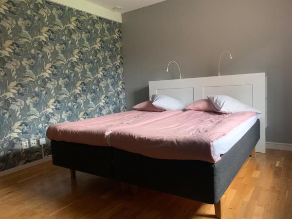 Stenholmens Gårdshotell - Linköping