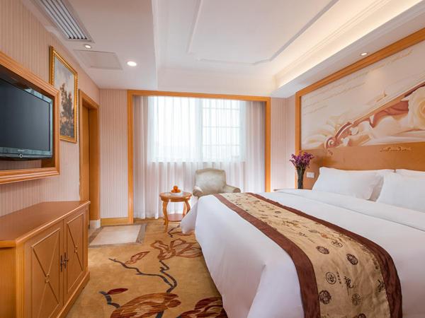Vienna Hotel Shenzhen Dongmen Old Street - Tin Shui Wai