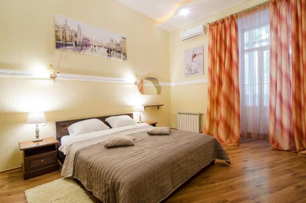 Apartment At Malaya Zhytomyrska 5 - Kyiv