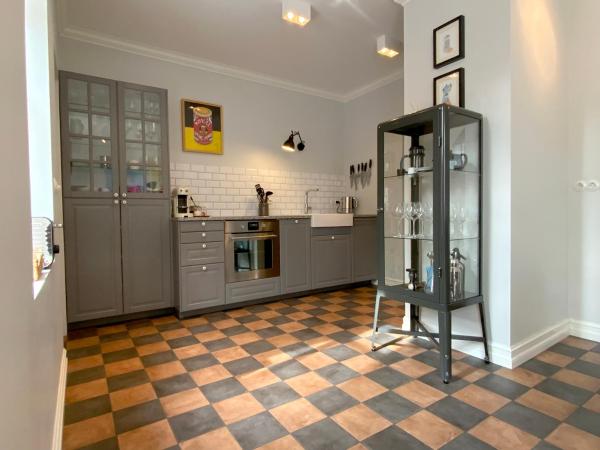 Charming Cottage In Old Reykjavik Centre With Hot Tub And Terrace - Reykjavík