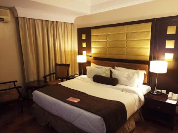 Owu Crown Hotel - Guest Room - Ibadan