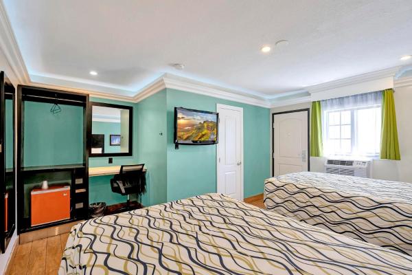 Mid City Inn - San Fernando Valley, CA