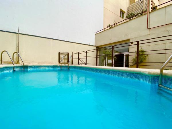 ÓPera - Dúplex De 3 Dormitorios Con Piscina - Majadahonda