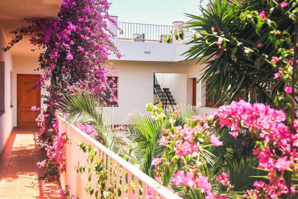 El Penell Apartament Ponent - Peralada