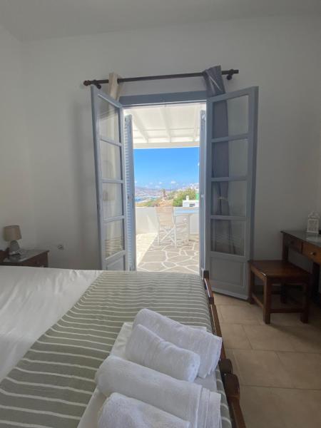 Kirki Rooms On The Hill - Paros