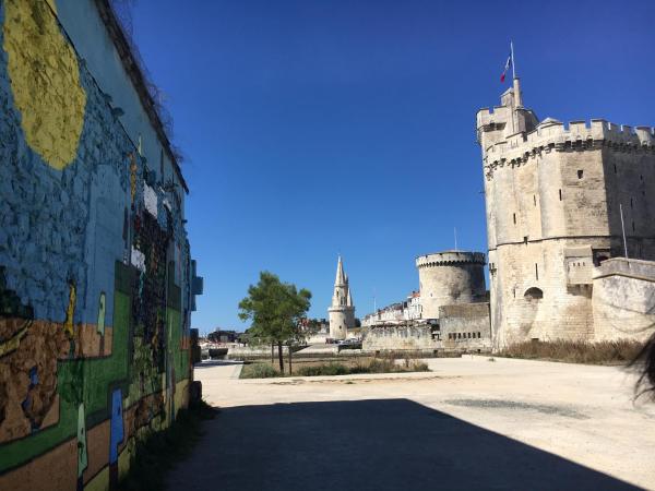 Nid Douillet T2 Wifi Centre Historique 3 éToiles - Plage de la Rochelle (Chef de Baie)