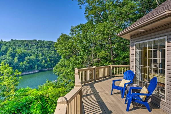Luxe Lake Cumberland Retreat With Decks On 1 Acre! - Lake Cumberland State Resort Park, Jamestown