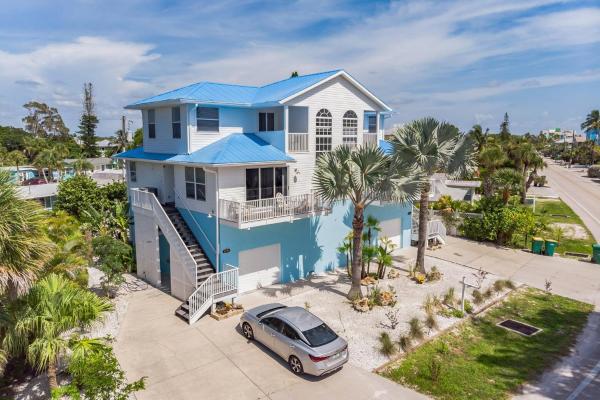 Sunset Views Steps From The Beach With Elevator Duplex - Manasota Key, FL