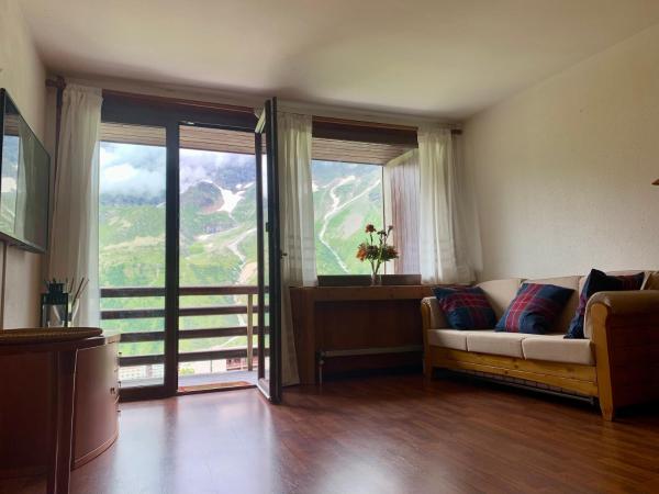 Cervinia Ski In Ski Out - Spacious Apartment - Aosta Valley