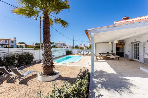 Olive House - Steps Away From The National Park - Aljezur