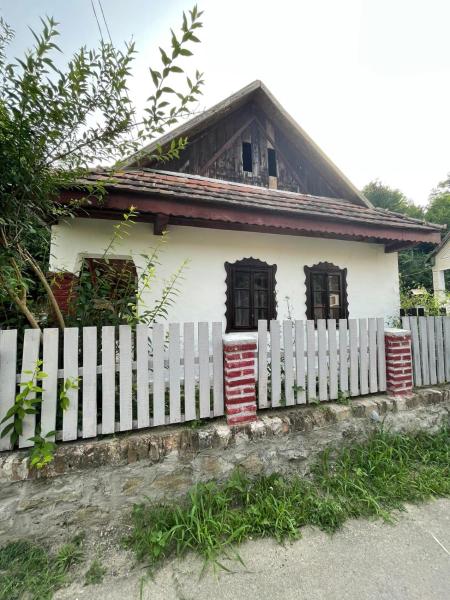 Róza Vendégház - Hollókő
