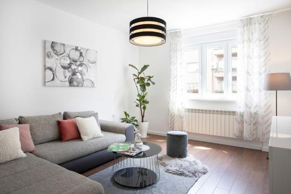 Sunny 2bdr Apartment With A Balcony - Zagabria