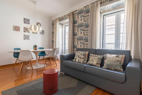Baixa 2bdr Duplex With Balcony By Lovelystay - Benfica